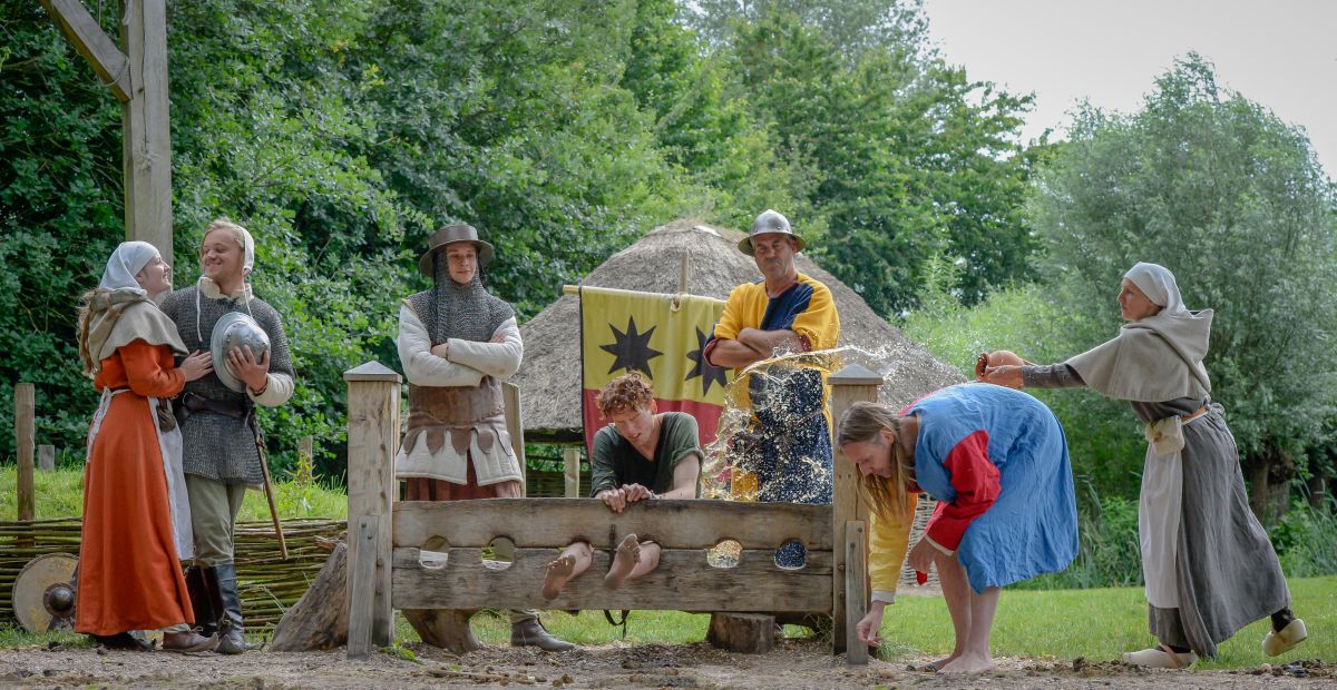 Gallows field | Archeon